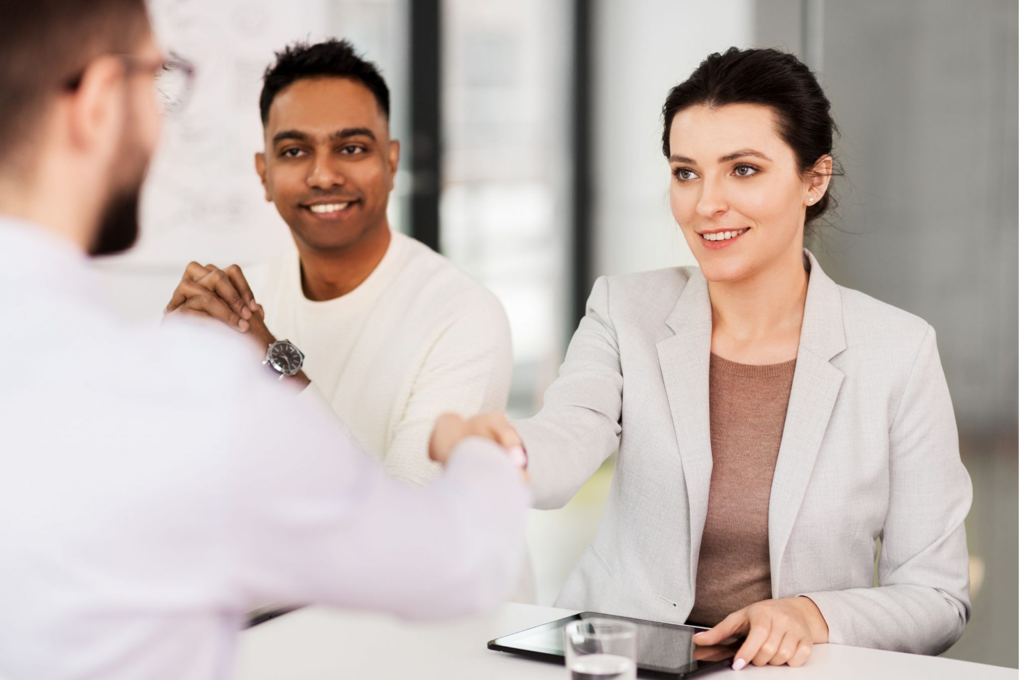 How To Be a Successful Healthcare Recruiter: 8 Tips - TrackFive