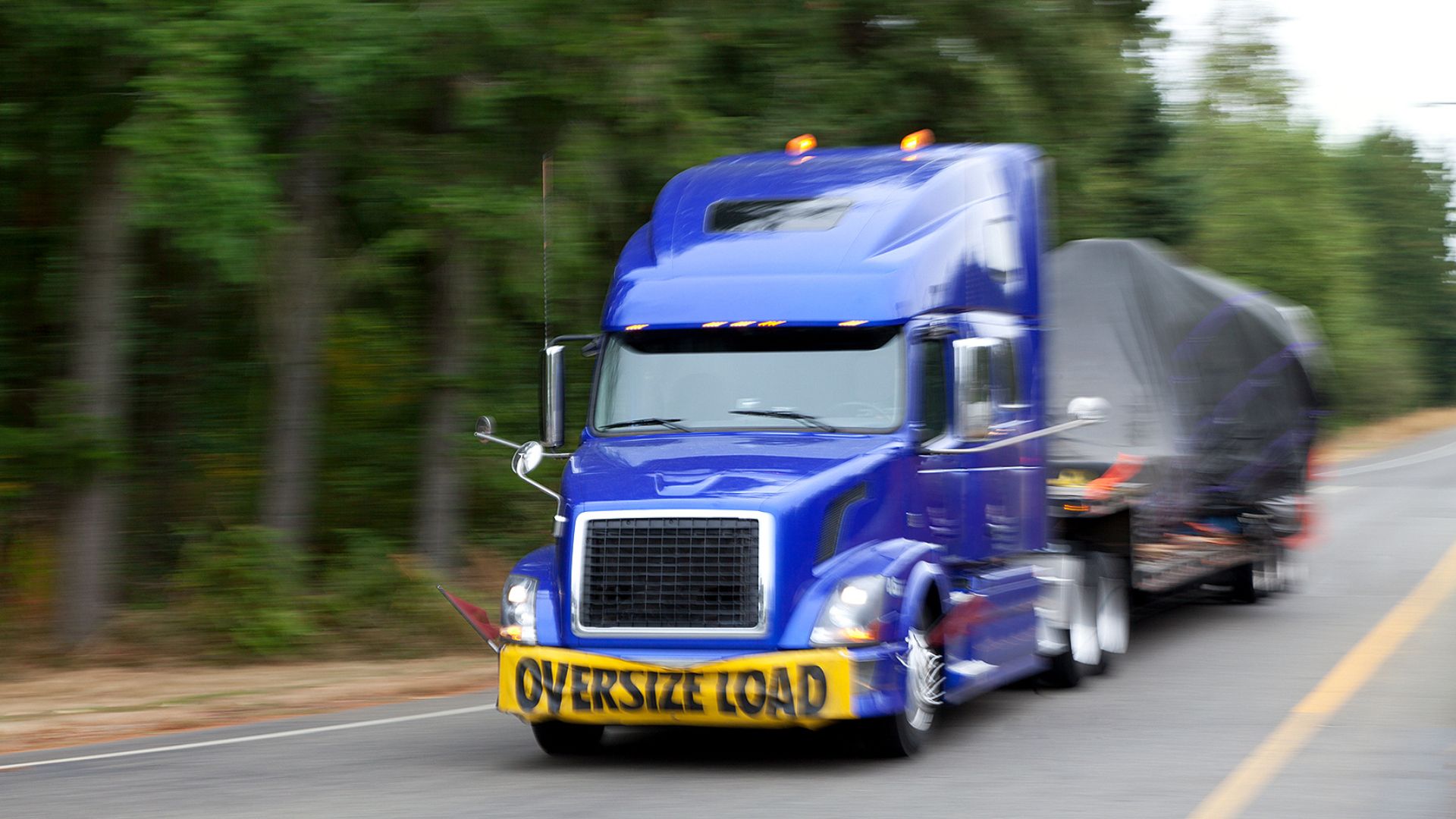 9 Things Small Trucking Companies Can Do to Stand Out - TrackFive